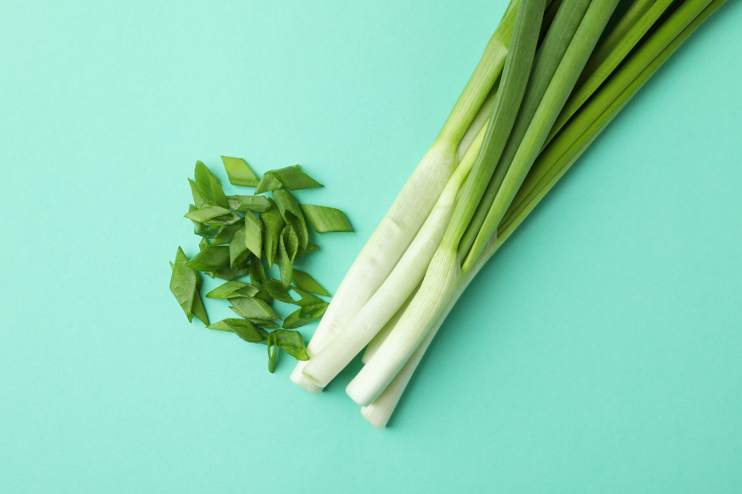 How to Plant and Grow Bunching Onions - plant-universe.com